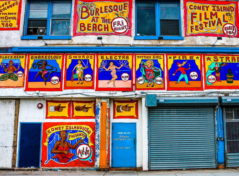 Sideshow Signs – American Photo Blog